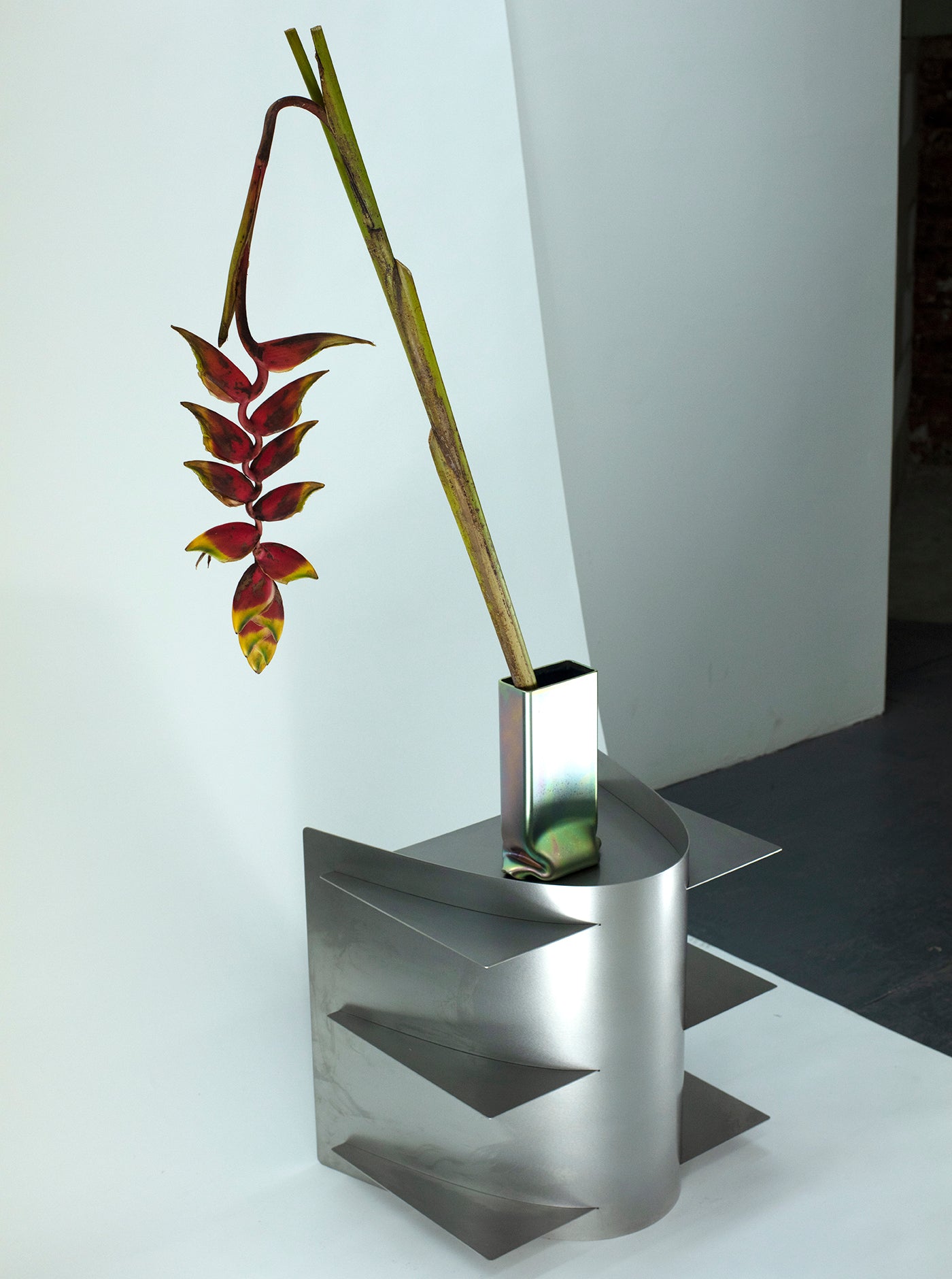 Tension Side Table by Paul Coenen – Maiden Name